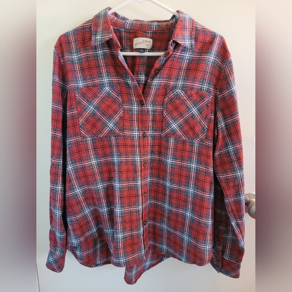 Universal Thread | Tops | Universal Thread Flannel Button Down | Poshmark